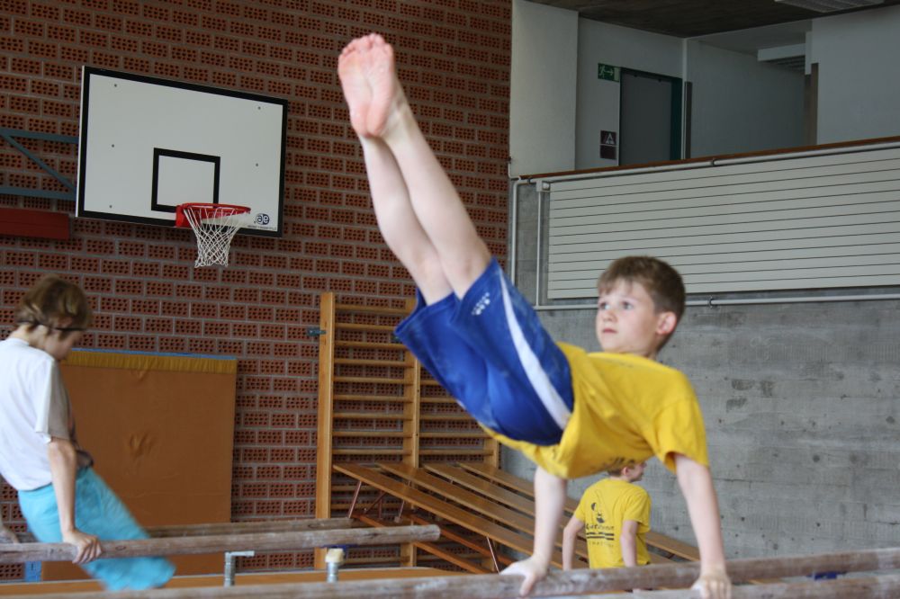 Geräteturnen für Knaben